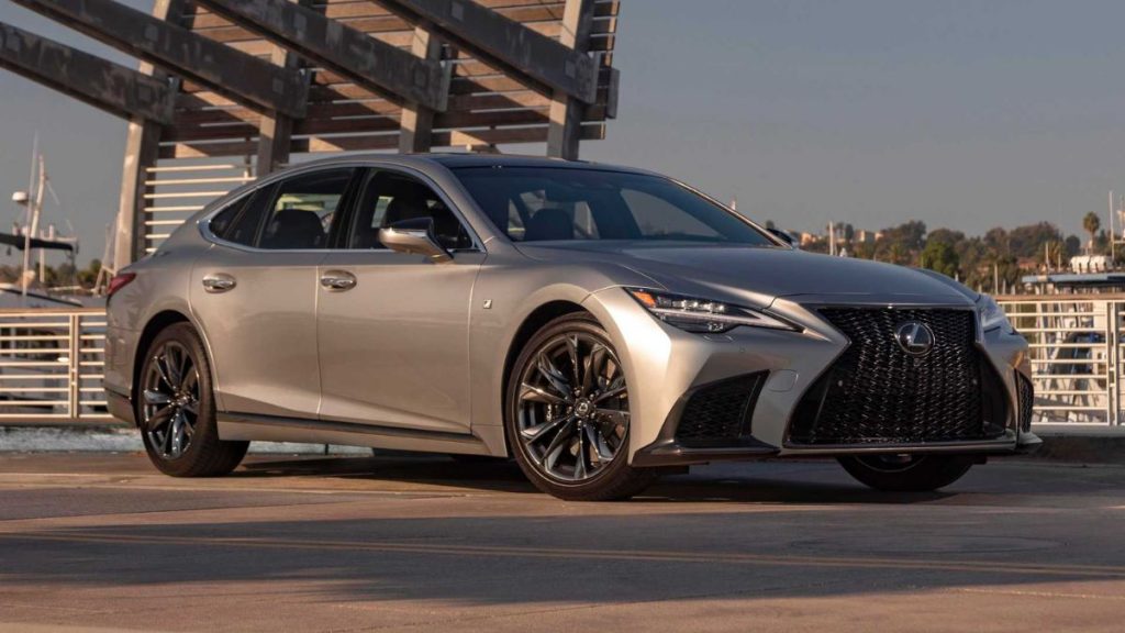 Lexus Perkenalkan LS Hybrid F Sport di Indonesia | Momobil.id
