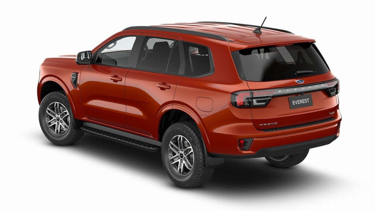 Ini Spesifikasi Ford Everest 2023 di Indonesia | Momobil.id
