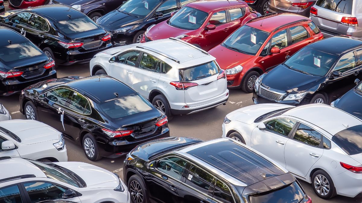 10 Rekomendasi Mobil Baru 100 Jutaan 2025 yang Terjangkau
